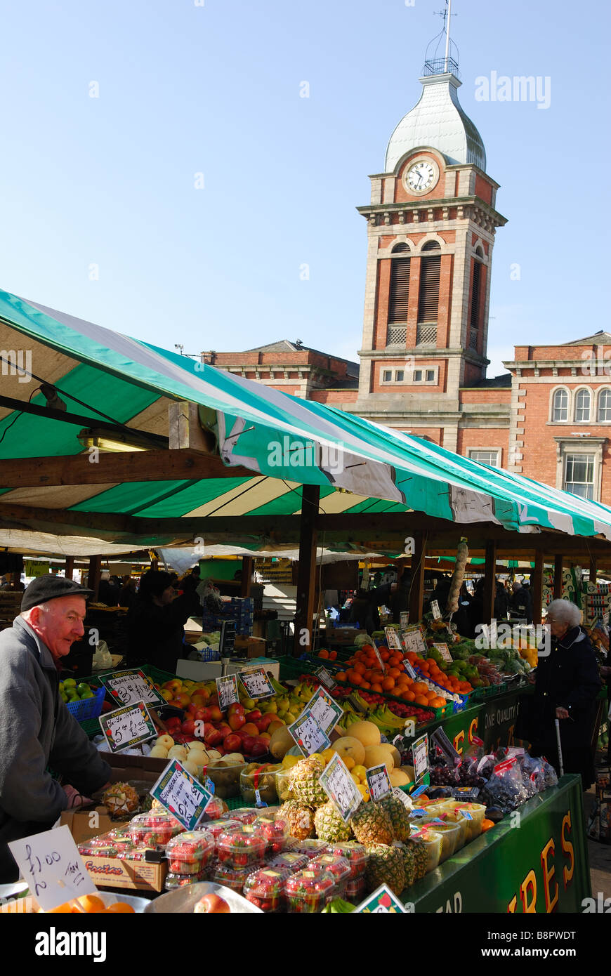 Chesterfield Market Derbyshire England Stock Photo - Alamy