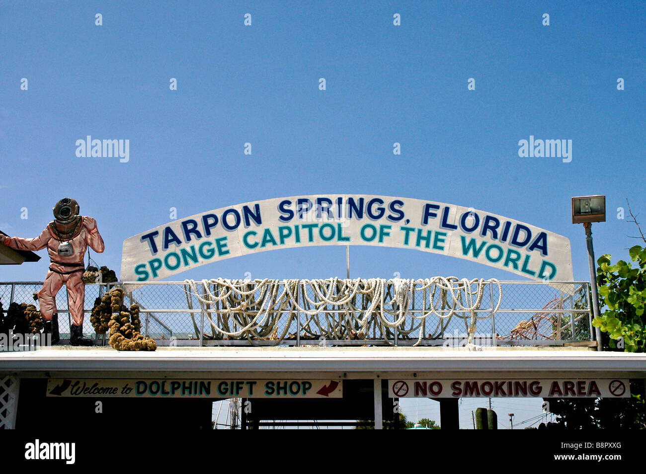 Sponge diver tarpon springs florida hi-res stock photography and images ...
