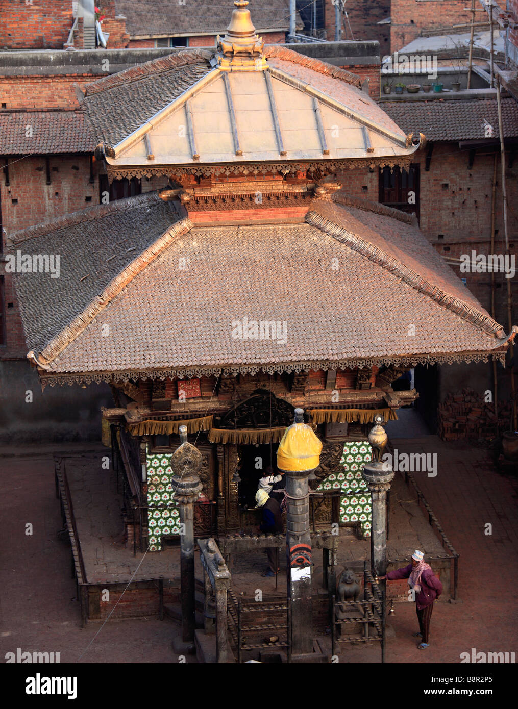 Small temple hi-res stock photography and images - Alamy