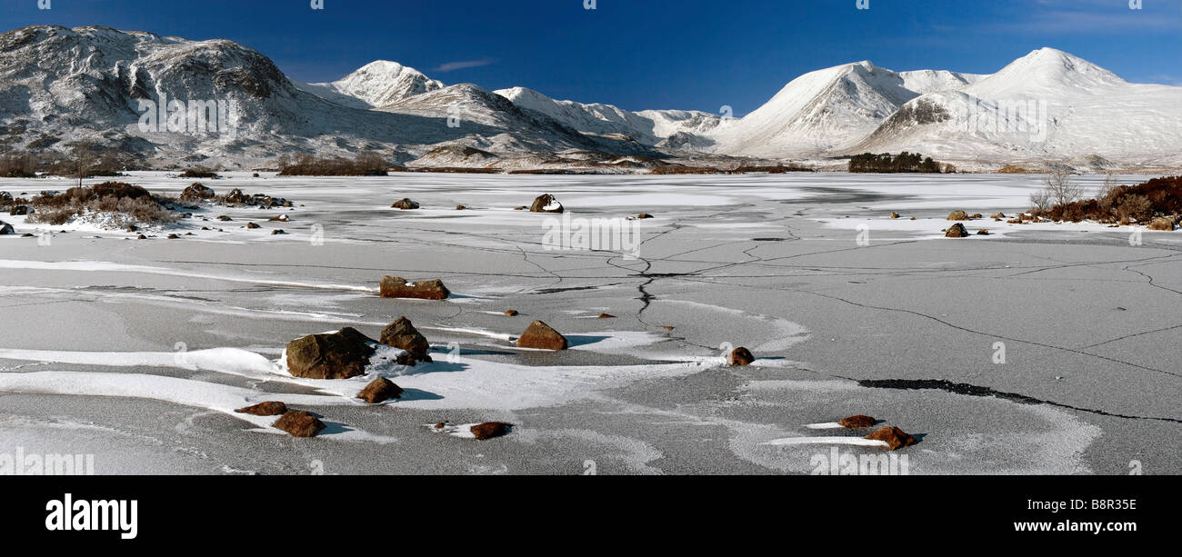 Black mount scotland snow hi-res stock photography and images - Alamy