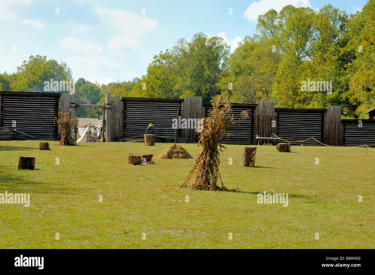 Rear view of the gate and walls of Fort Boonesborough Kentucky USA ...