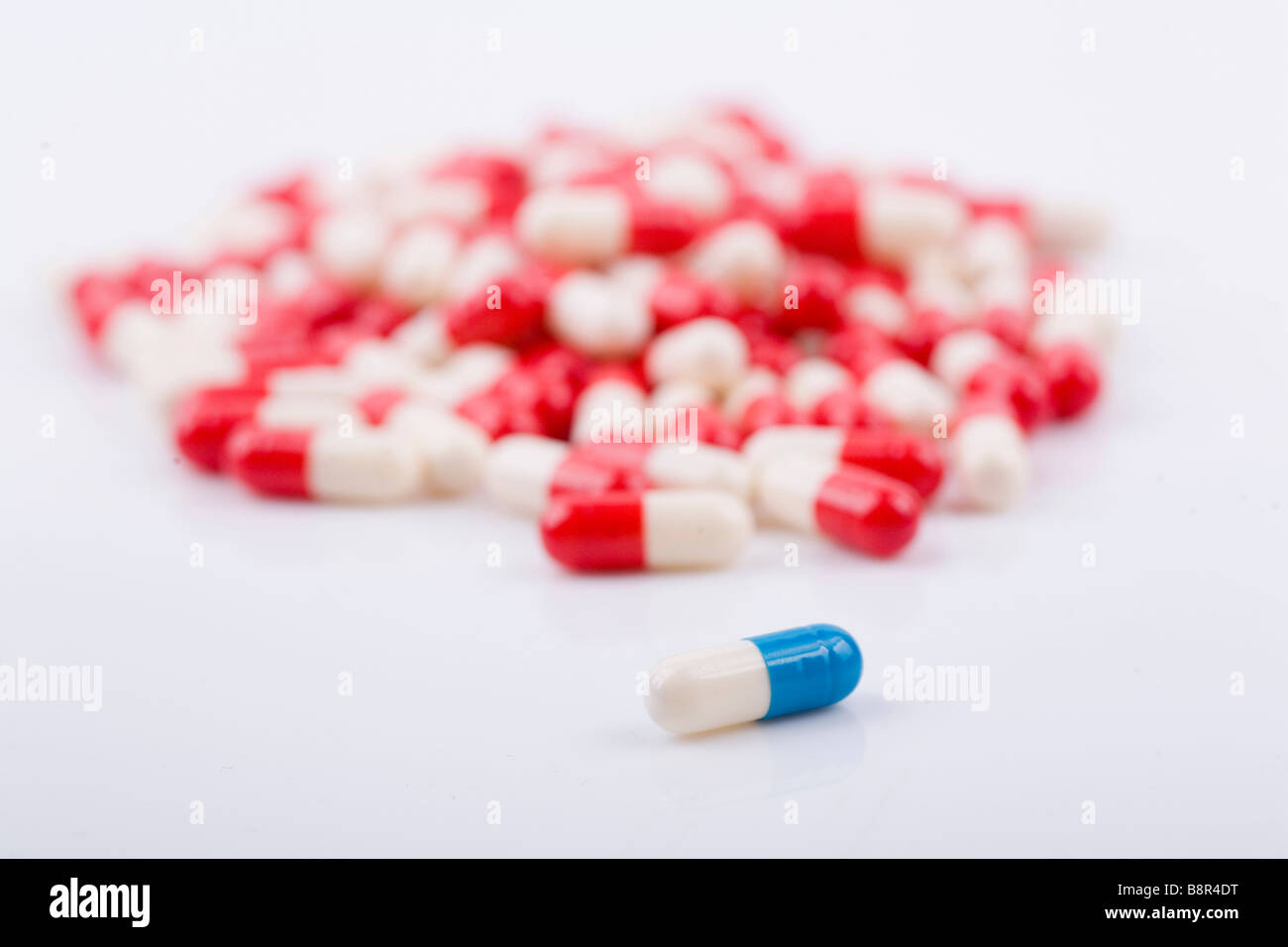 Red pill blue pill hi-res stock photography and images - Alamy