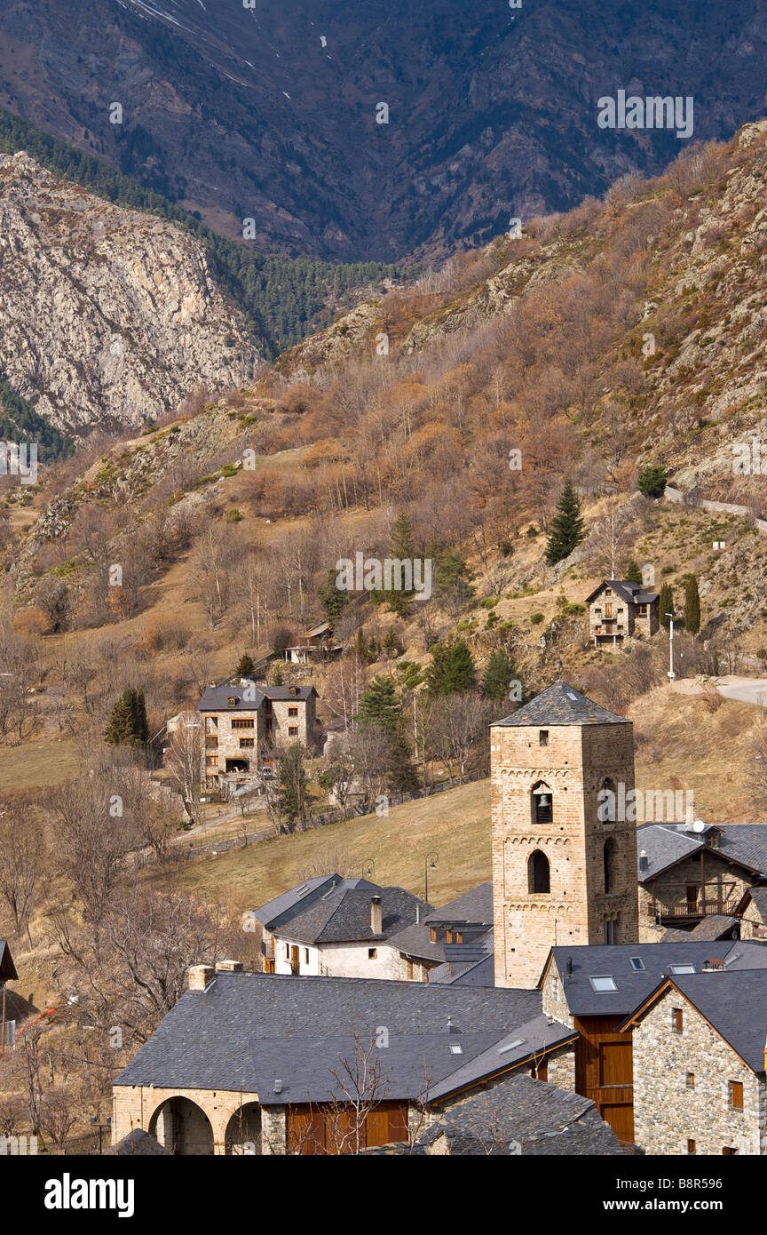 12th century churches of catalonia hi-res stock photography and images ...