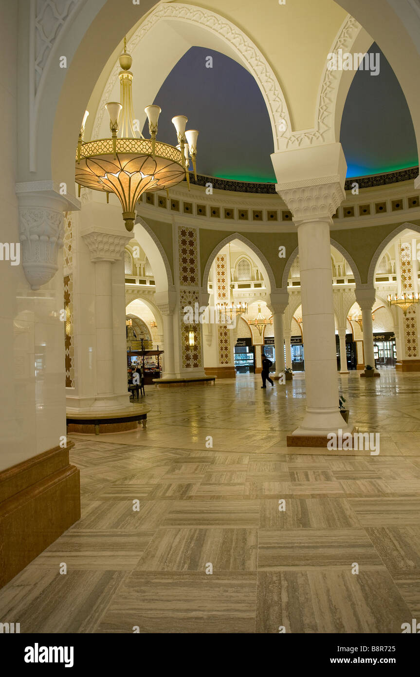 Uae interior design hi-res stock photography and images - Alamy