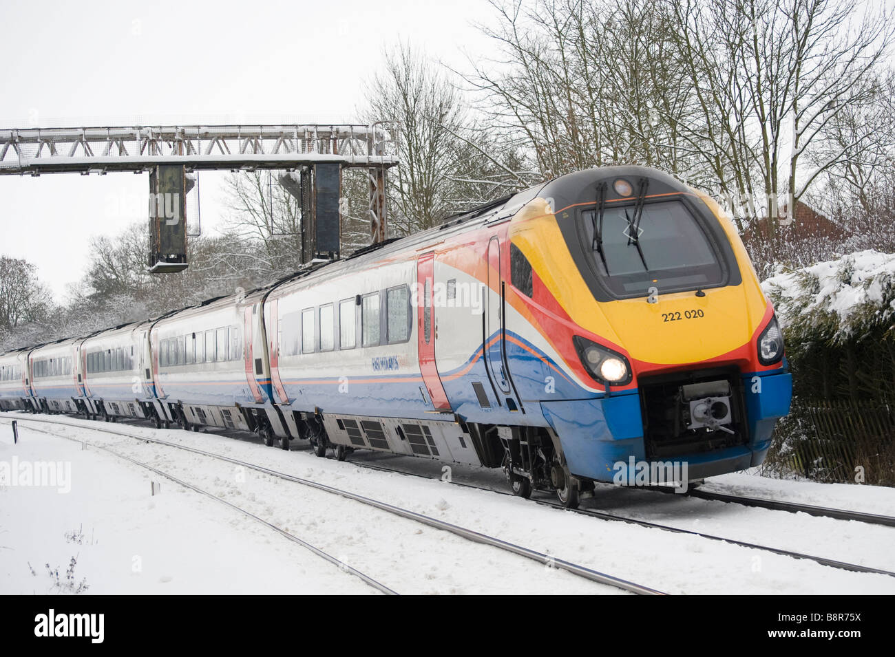 Class 222 Meridian train in East Midlands Trains livery travelling ...