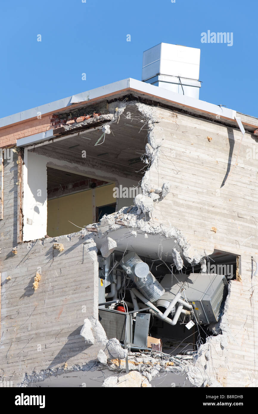 Weak wall structure hi-res stock photography and images - Alamy