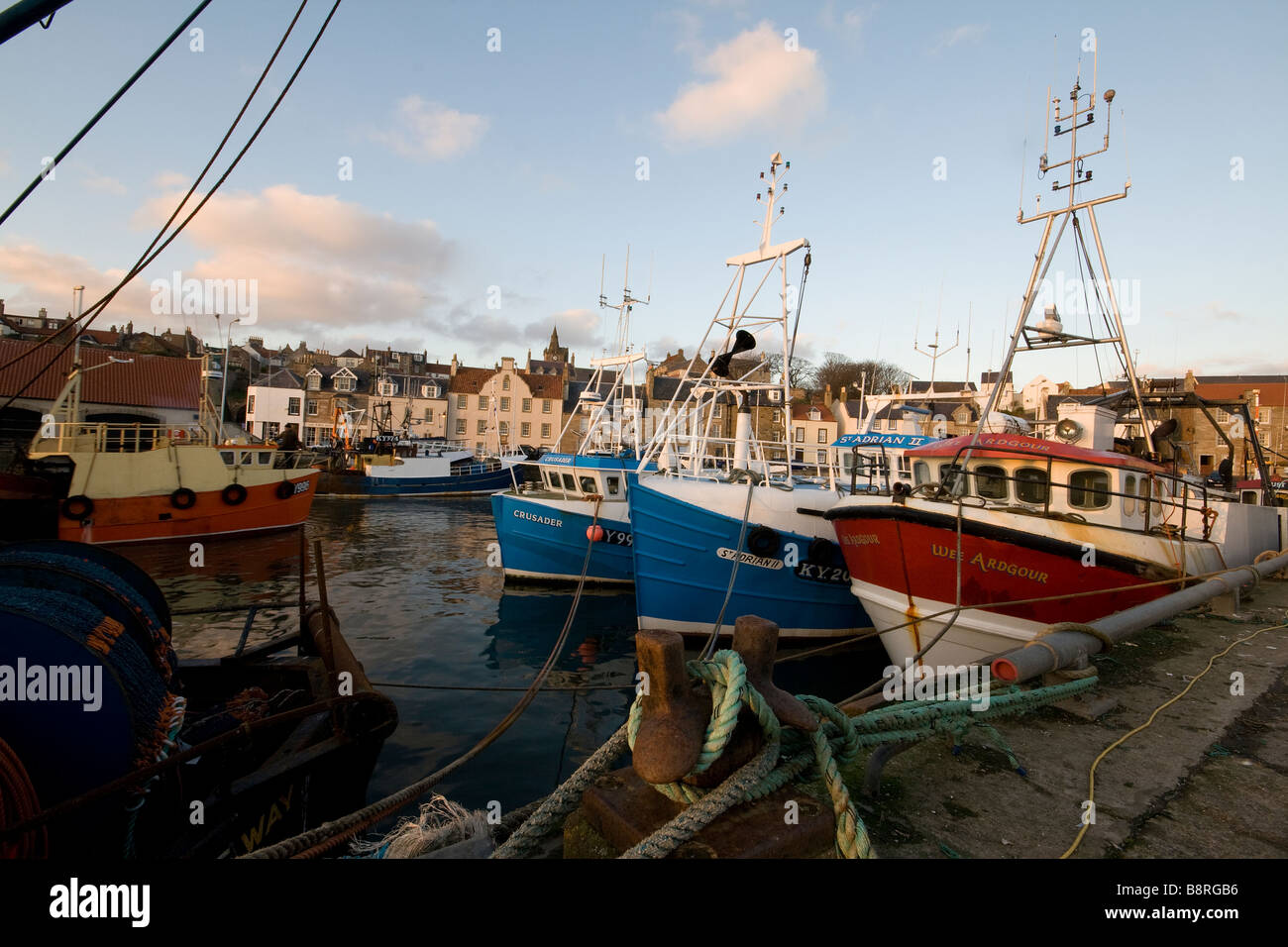 Pittenweem harbour hi-res stock photography and images - Alamy