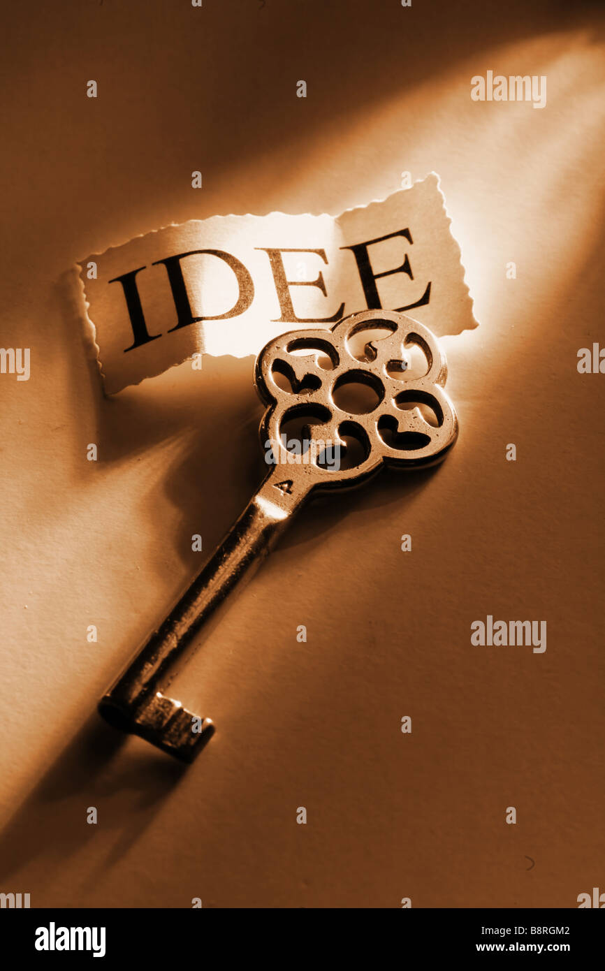 Picture of a symbolic key with notice Stock Photo - Alamy