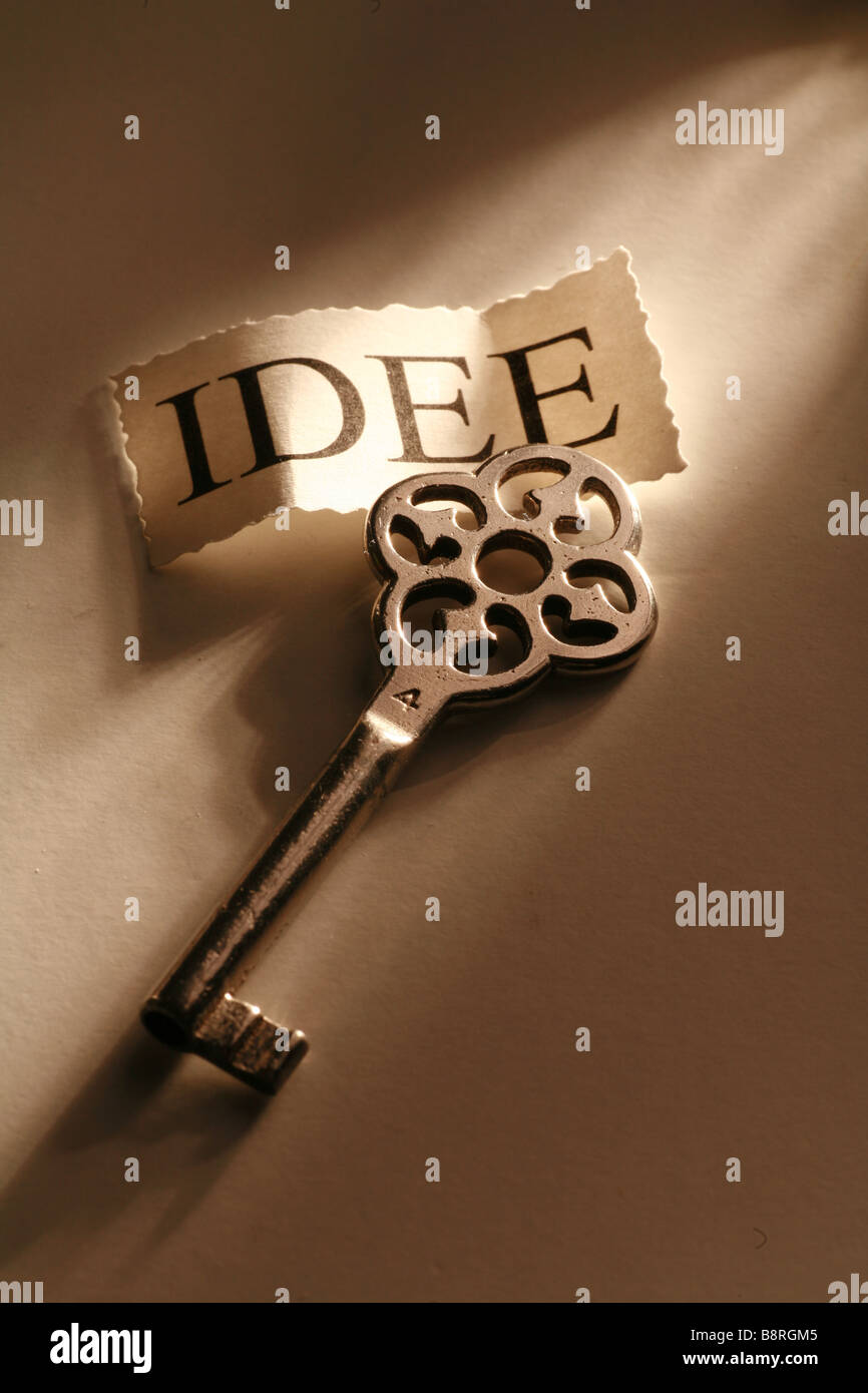 Picture of a symbolic key with notice Stock Photo - Alamy