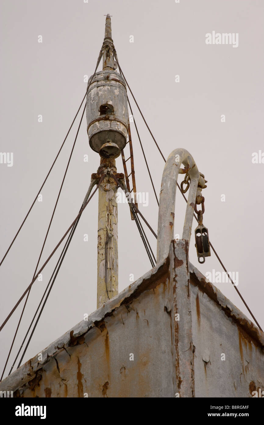 Crows nest ship hi-res stock photography and images - Alamy