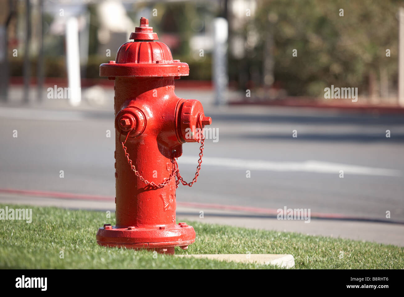 Typical american red fire hydrant Stock Photo - Alamy