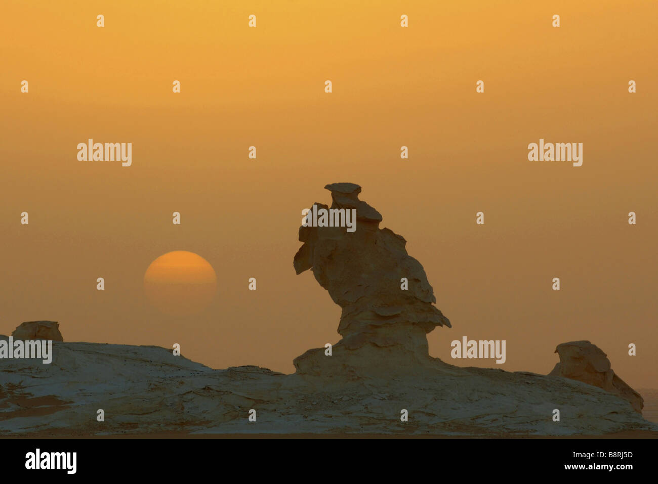 rock formation in the White Desert at sunset, Egypt, White Desert ...