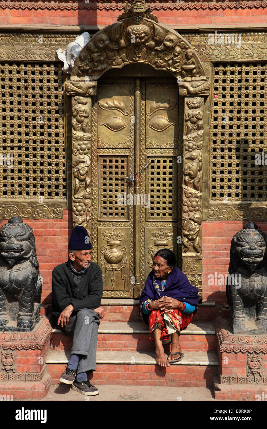 Nepal Kathmandu Thahiti Tol Nateshwar Temple people Stock Photo - Alamy