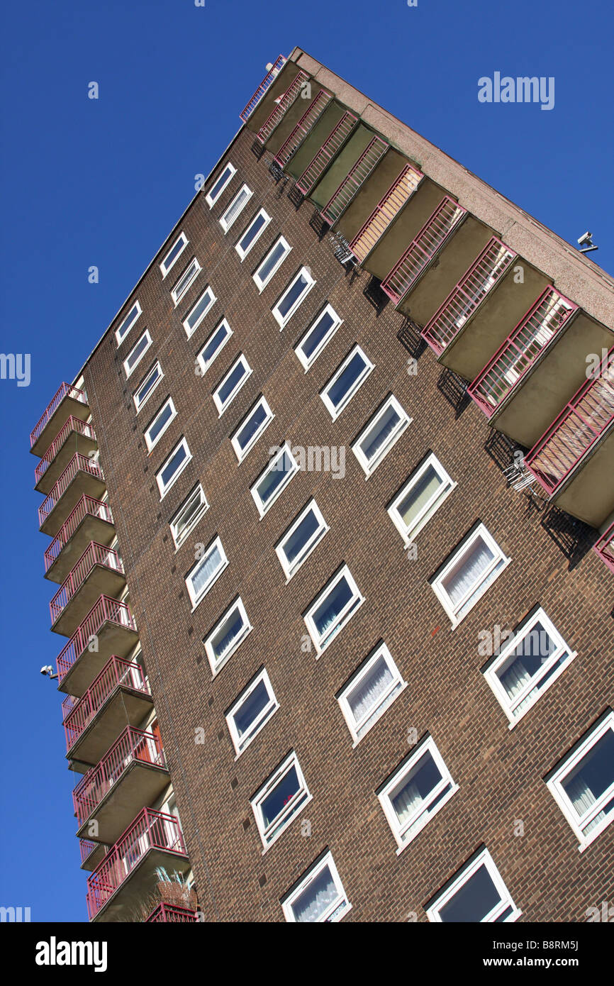 An inner city tower block in Sherwood, Nottingham, England, U.K Stock ...