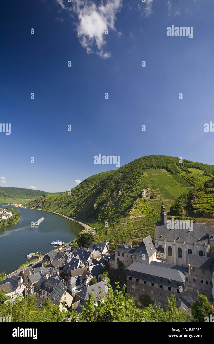 Moseltal castle hi-res stock photography and images - Alamy