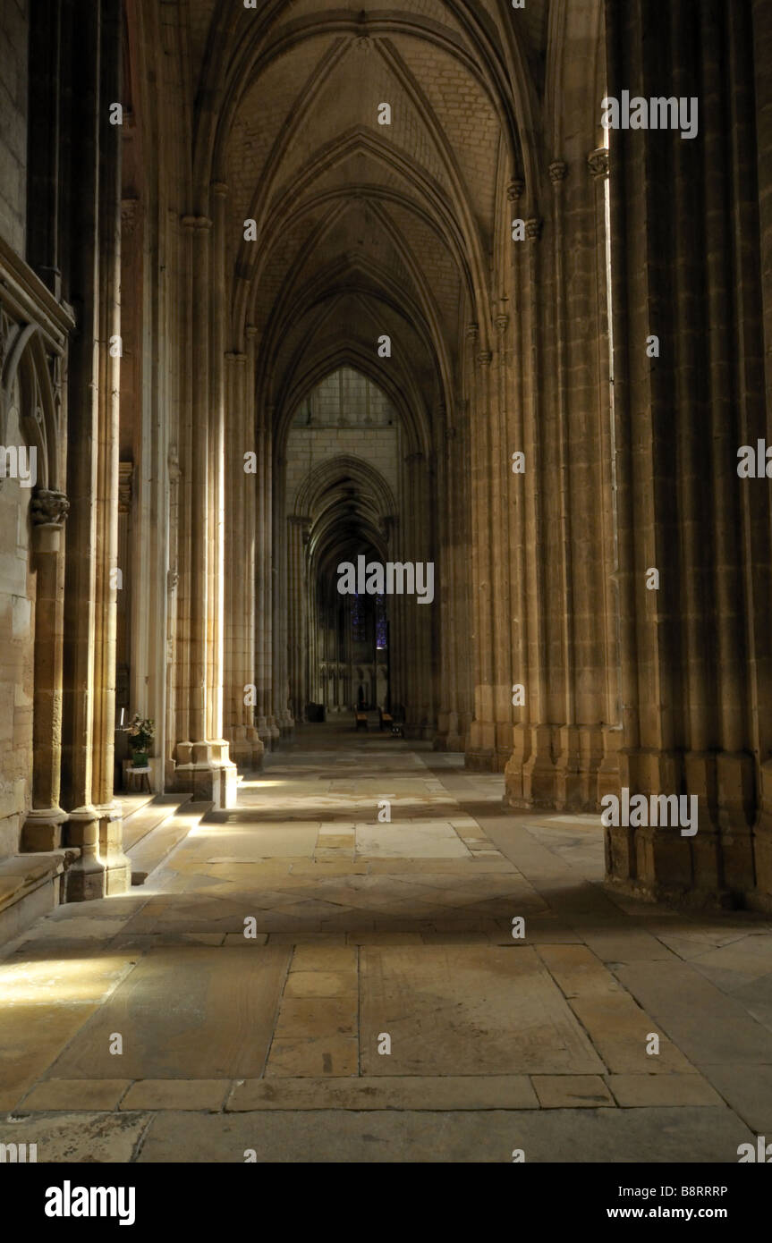 Gothic aisle hi-res stock photography and images - Alamy