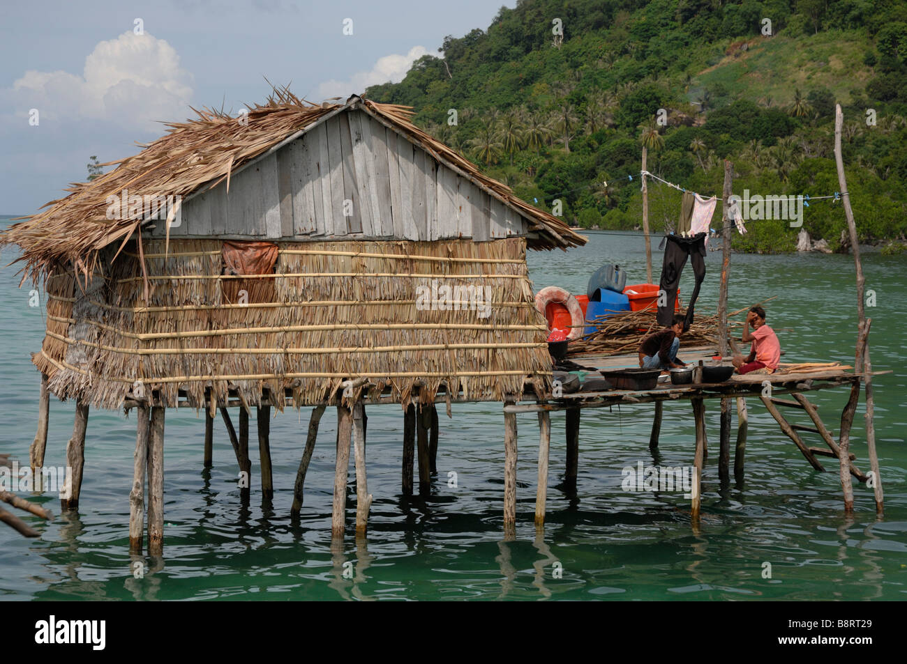 Sama bajau boats hi-res stock photography and images - Alamy