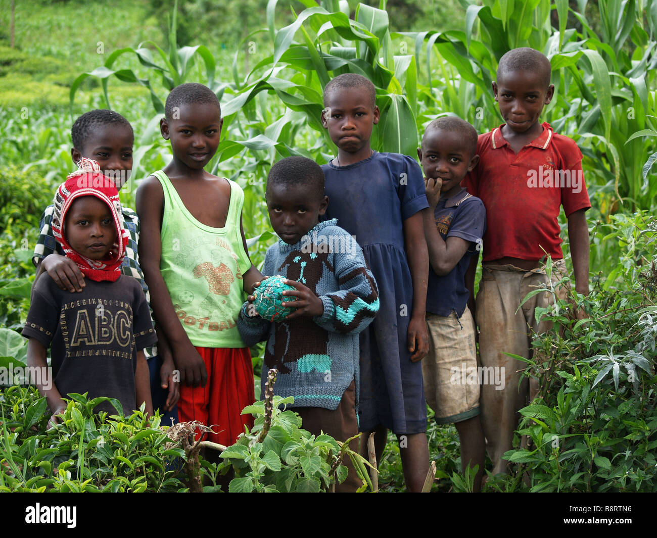 Happy kenyan children hi-res stock photography and images - Alamy