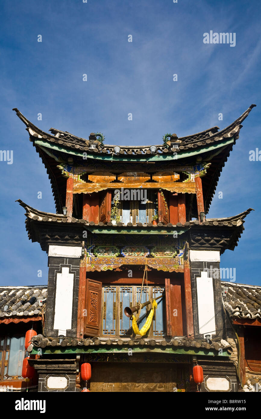 Traditional architecture in Lijiang, Yunnan Province, china Stock Photo ...