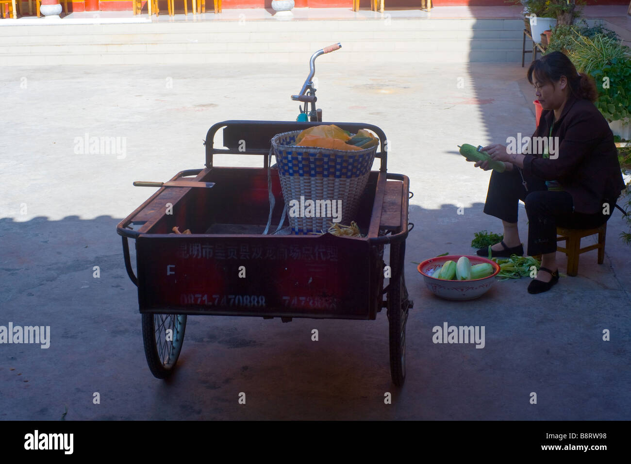 Cabbage alley hi-res stock photography and images - Alamy