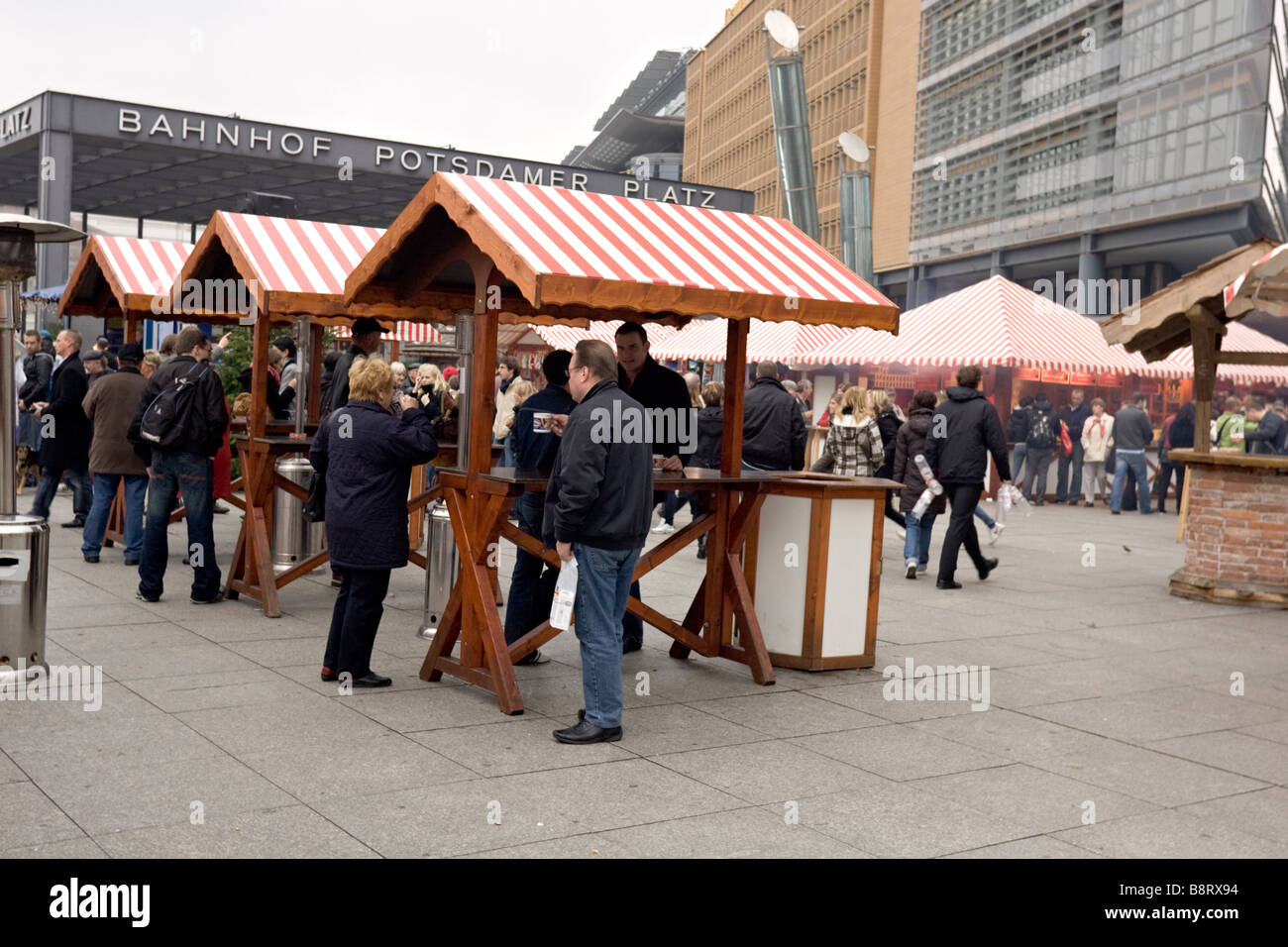 Beer stand hi-res stock photography and images - Alamy