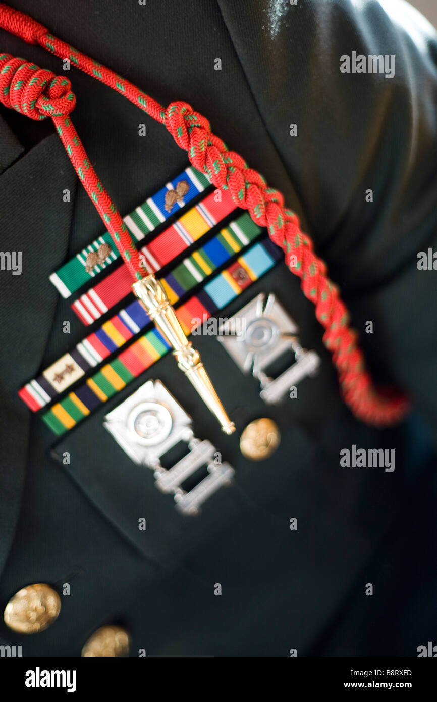 Formal uniform hi-res stock photography and images - Alamy
