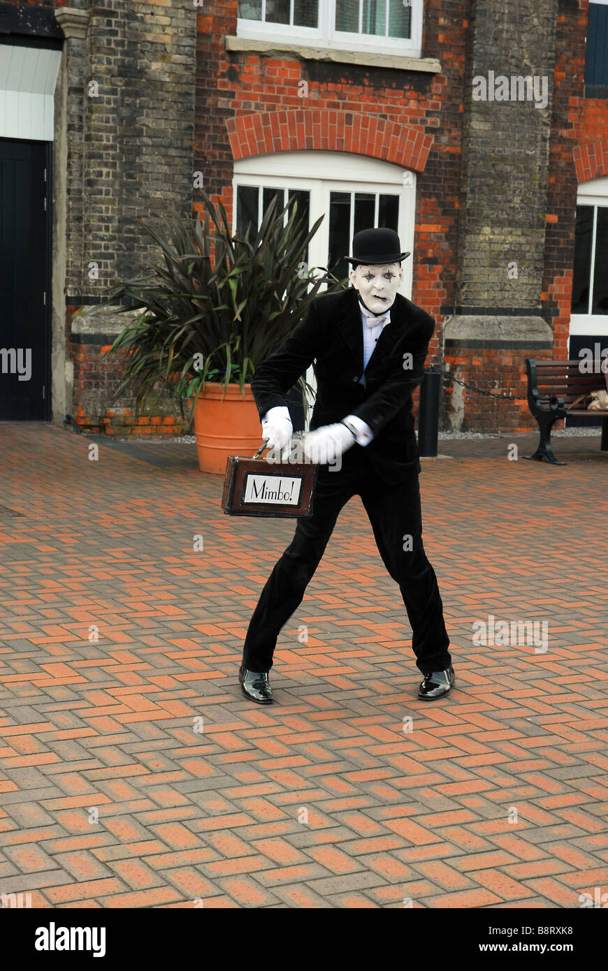 A mime performance Stock Photo - Alamy