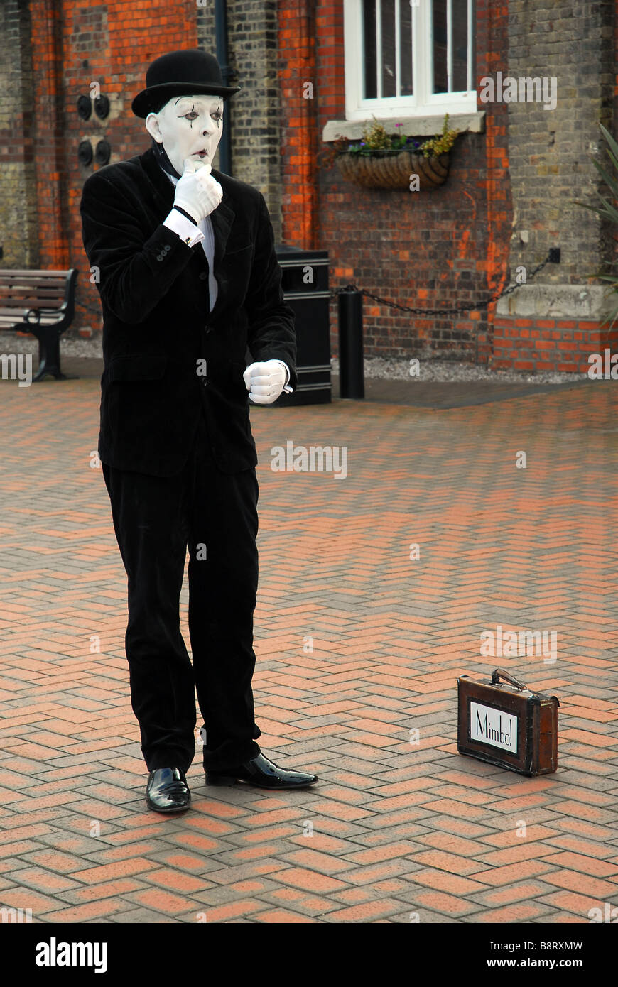 A mime performance Stock Photo - Alamy