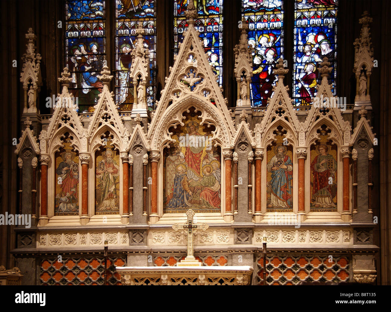Altar in Grace Episcopal Church in New York City Stock Photo - Alamy