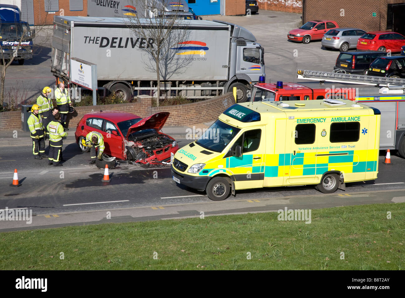Road accident showing the Emergency Services Stock Photo - Alamy