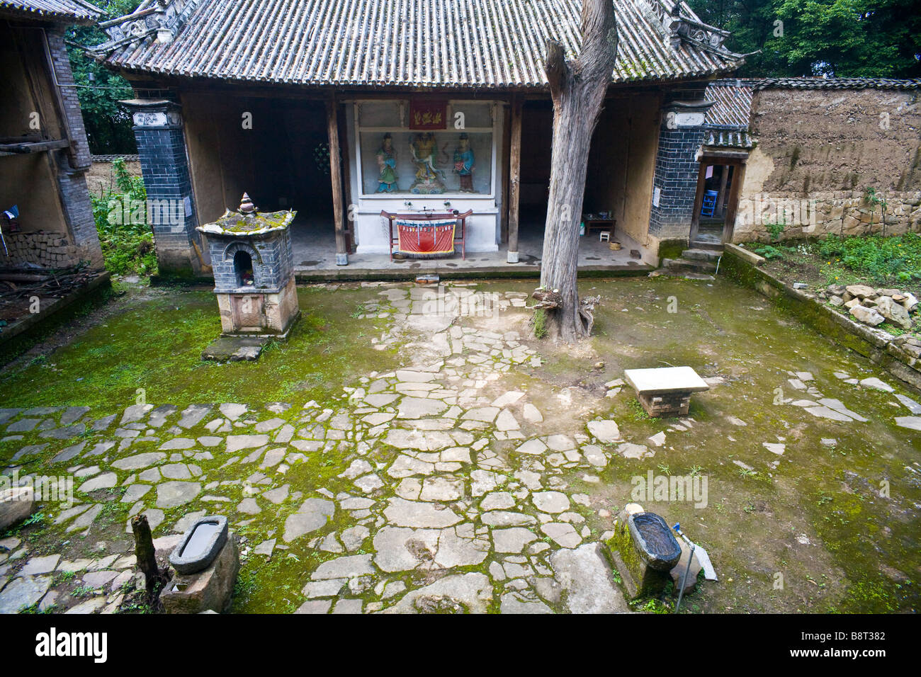 A taoist monastery on Weibaoshan holy mountain, Yunnan Province, China ...