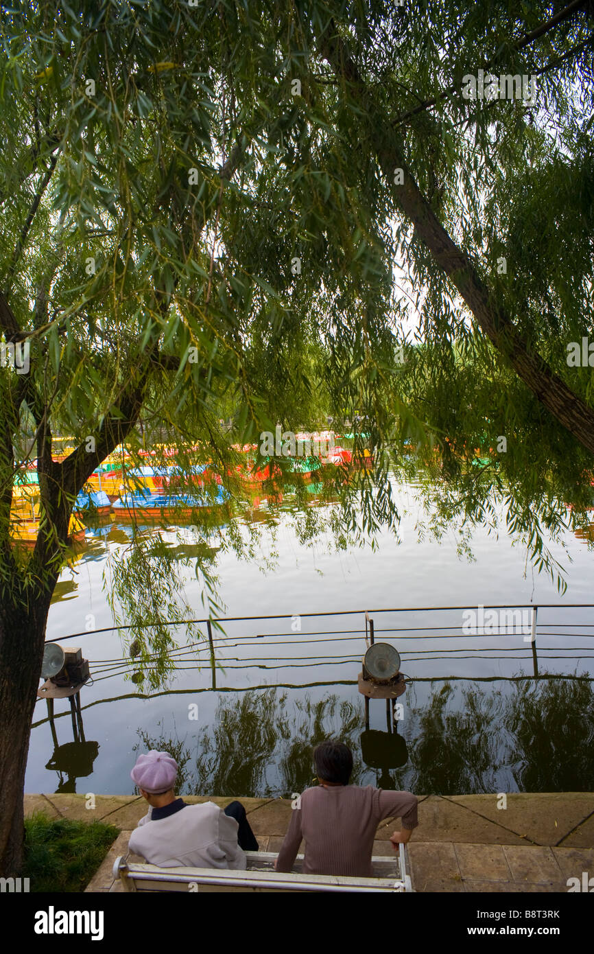 Green Lake (Cui Hui) Park in Kunming, Yunnan province, China Stock ...