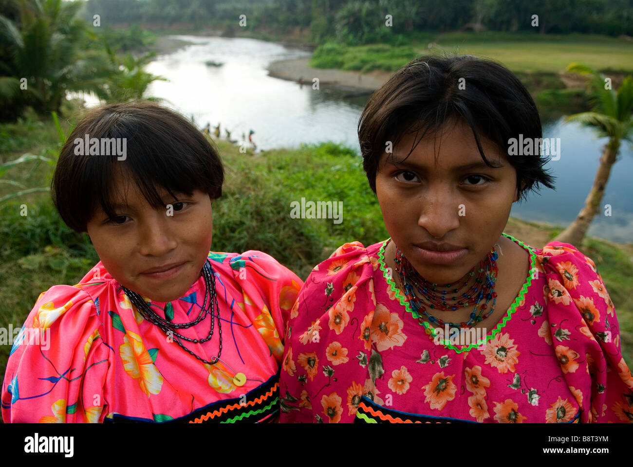Kuna tribe hi-res stock photography and images - Alamy