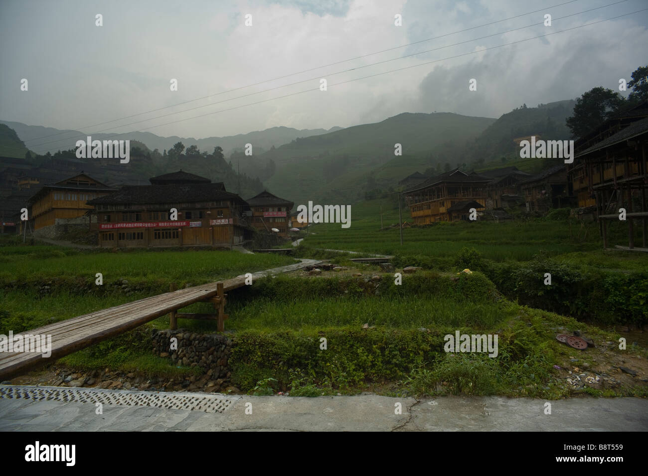 The village of Longsheng with surrounding rice terrace mountains ...
