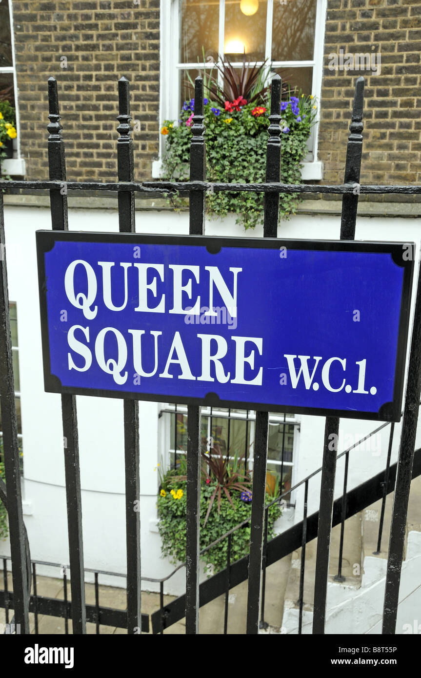 Queen square mary ward centre hi-res stock photography and images - Alamy