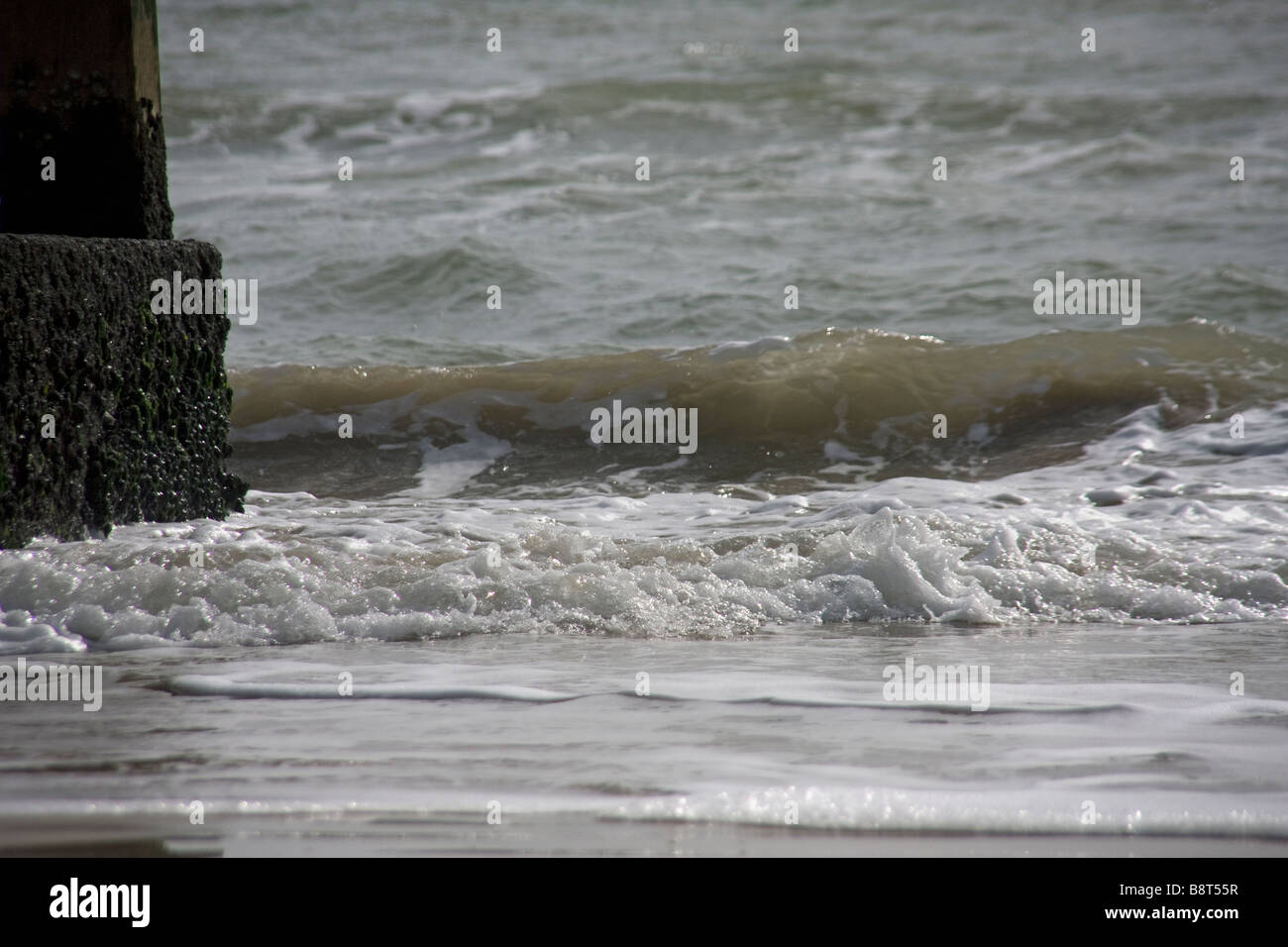 Groyne sea defense hi-res stock photography and images - Alamy