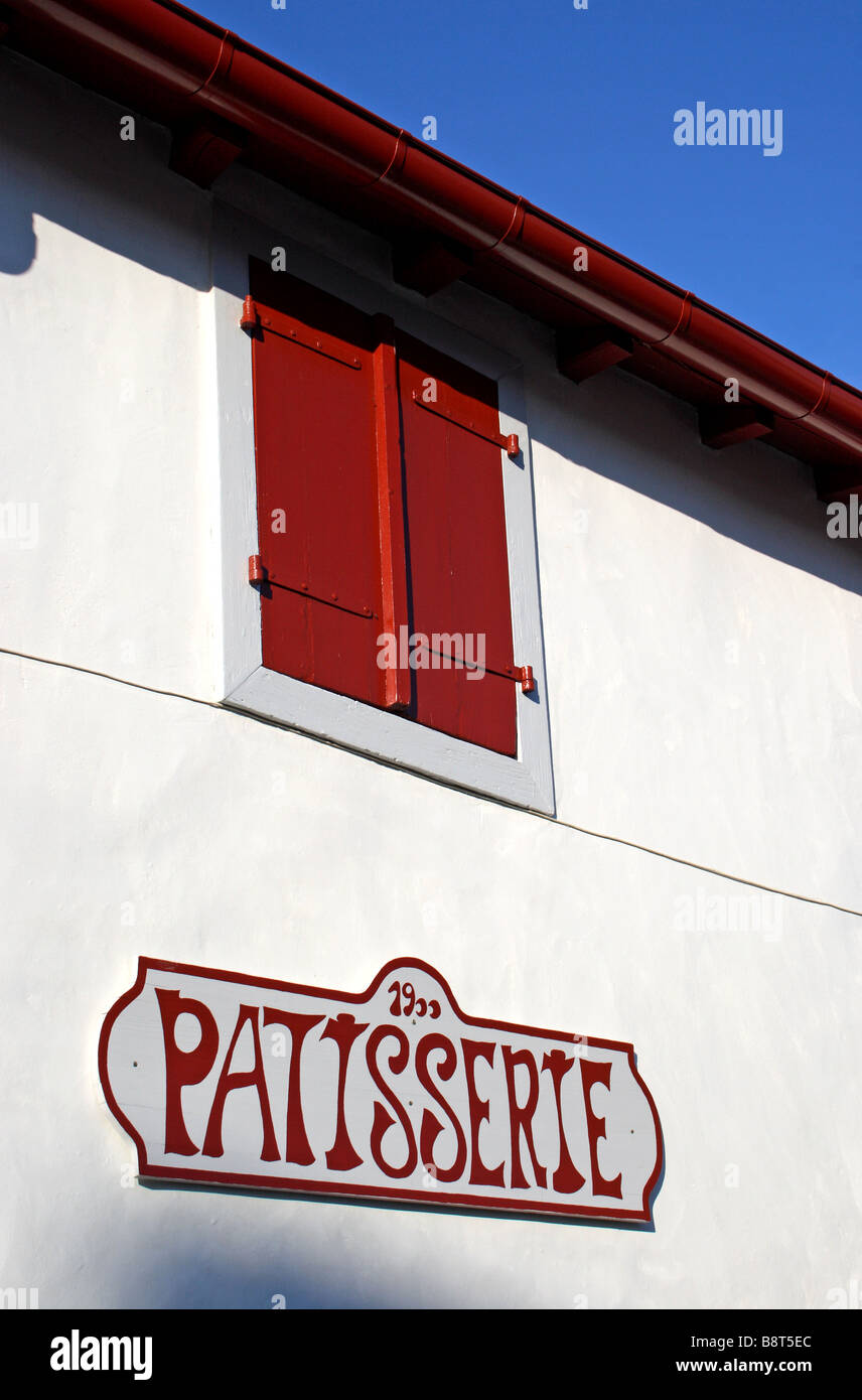 French patisserie sign hi-res stock photography and images - Alamy