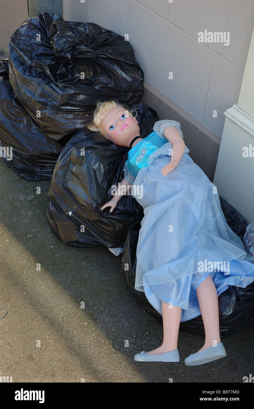 Child rubbish bag uk hi-res stock photography and images - Alamy