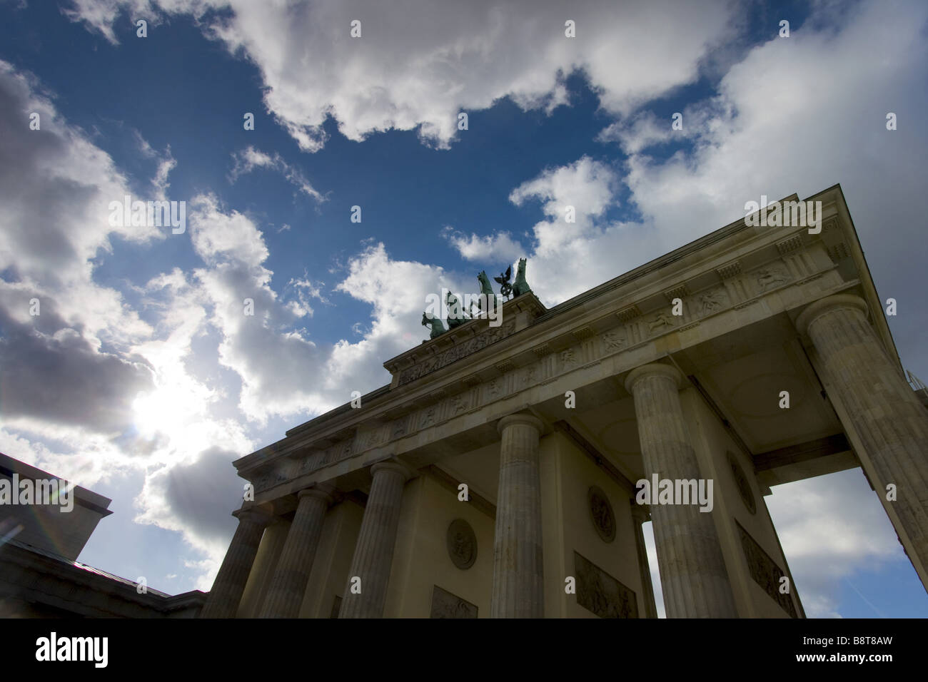 Victoria herrmann hi-res stock photography and images - Alamy