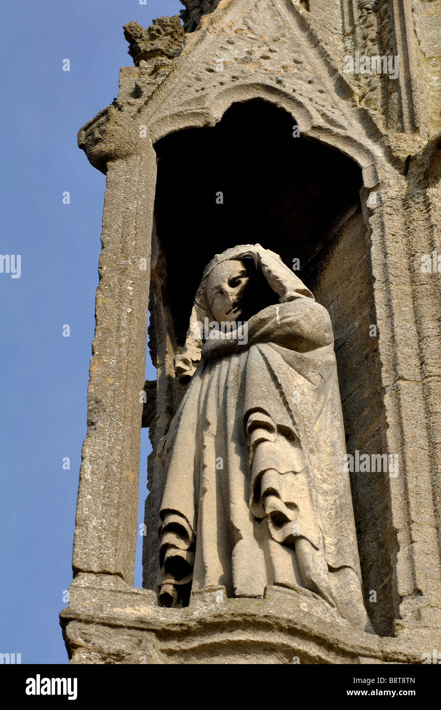The Eleanor Cross, Geddington, Northamptonshire, England, UK Stock ...