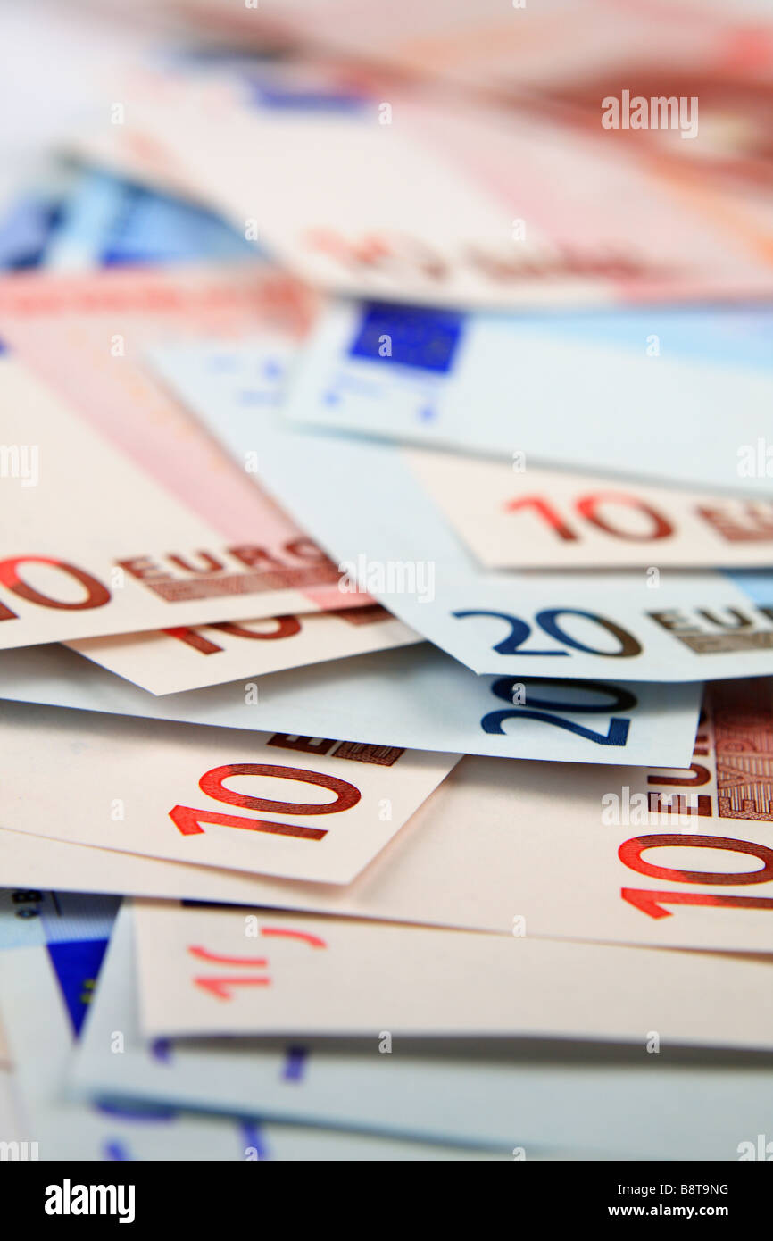 20 and 10 euro notes Stock Photo - Alamy