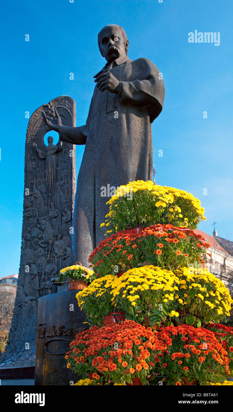 Taras shevchenko statue hi-res stock photography and images - Alamy
