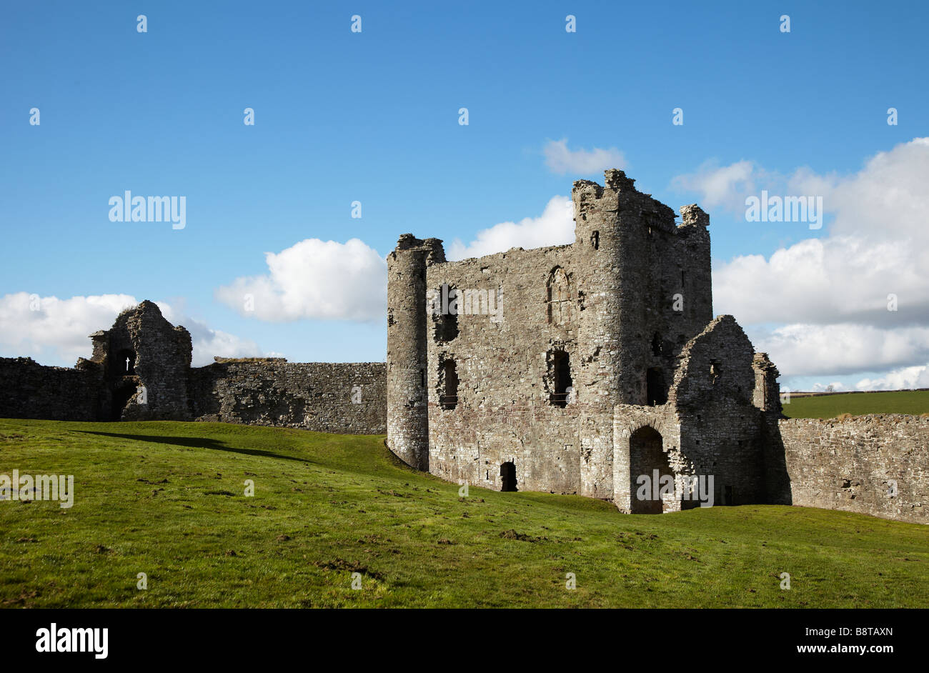 Llansteffan Castle, Llansteffan, Wales, UK Stock Photo - Alamy