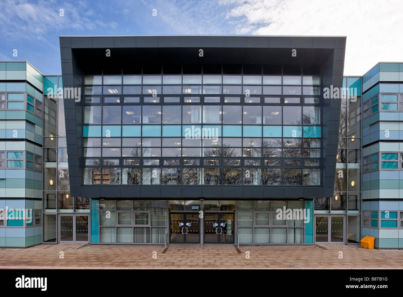School Entrance Canopy High Resolution Stock Photography and Images - Alamy