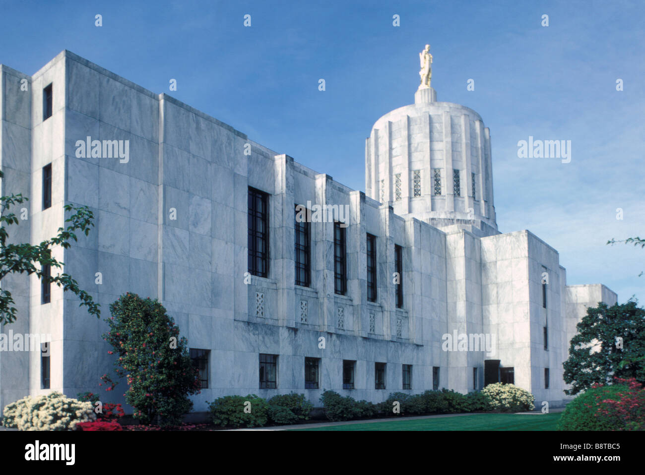 Oregon State capital building Stock Photo - Alamy