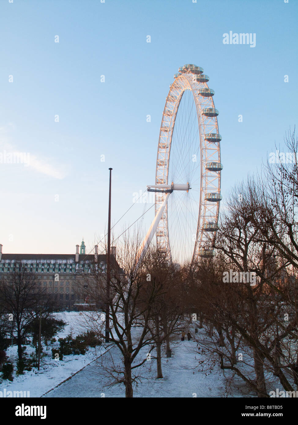 The London Eye in the Snow Stock Photo - Alamy