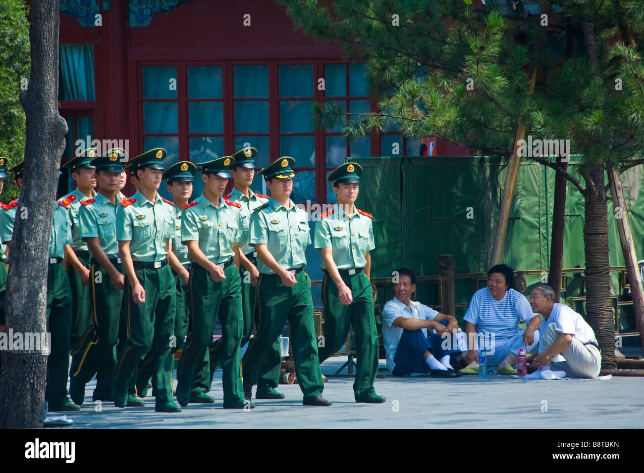 Chinese policemen hi-res stock photography and images - Alamy