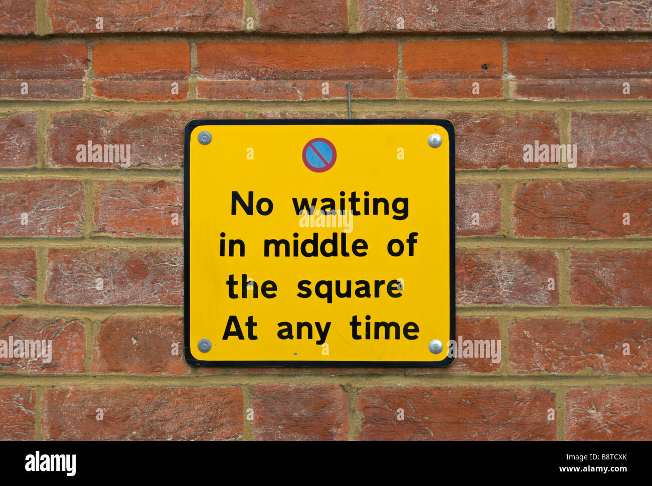 No waiting parking sign uk hi-res stock photography and images - Alamy