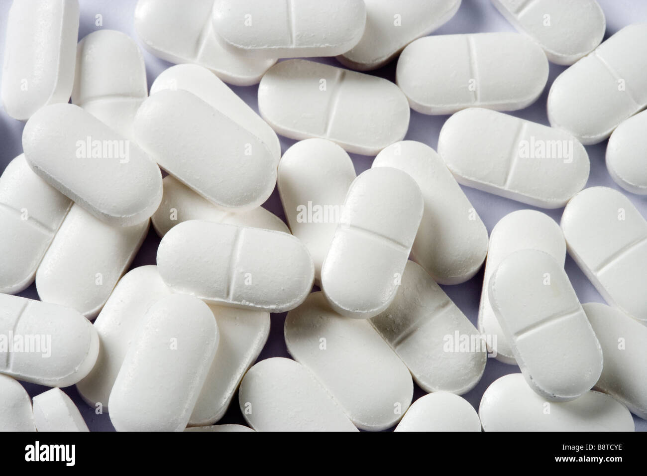 Tablets hi-res stock photography and images - Alamy