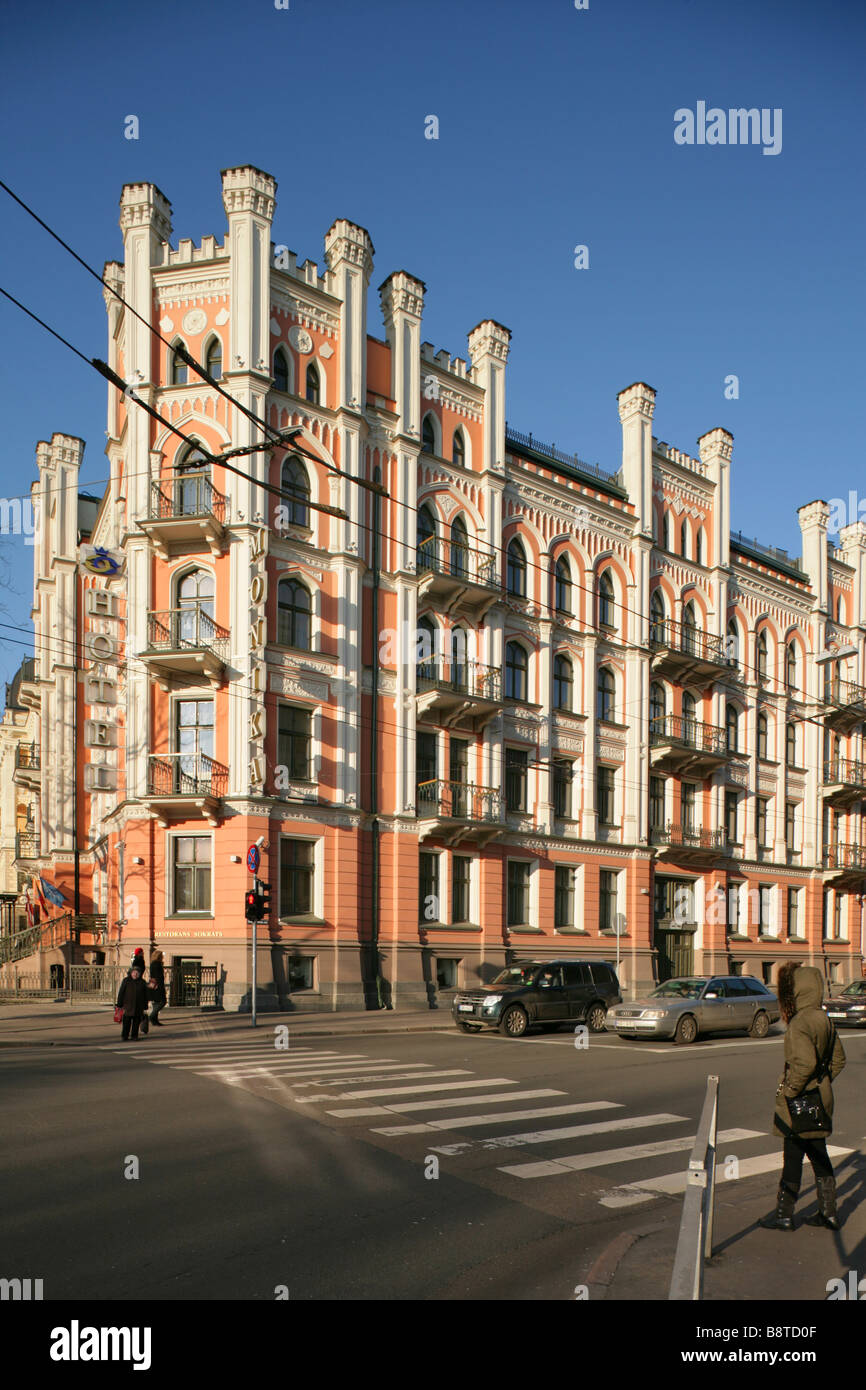 Art nouveau towers hi-res stock photography and images - Alamy